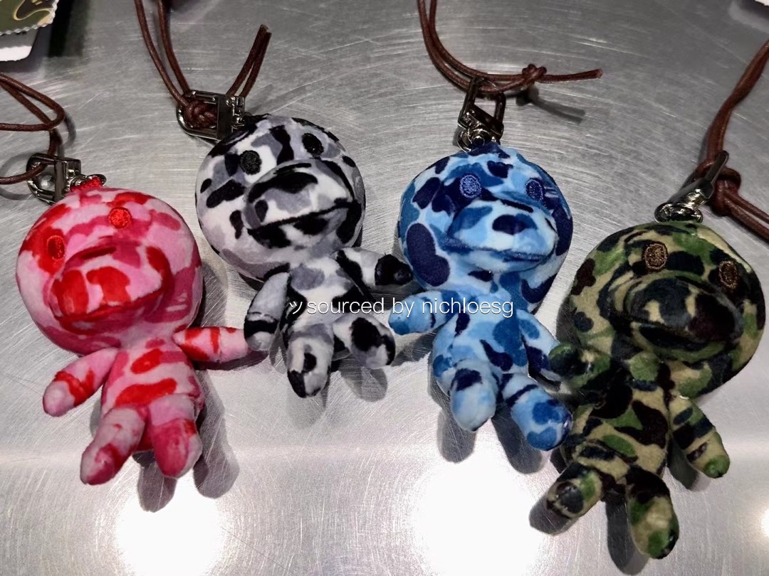 BAPE BABY MILO ABC CAMO PLUSH DOLL KEY CHAIN, Women's Fashion, Jewelry ...
