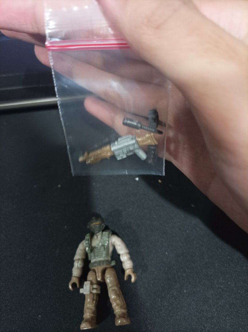 Call of Duty Mega Bloks Figure, Hobbies & Toys, Toys & Games on Carousell