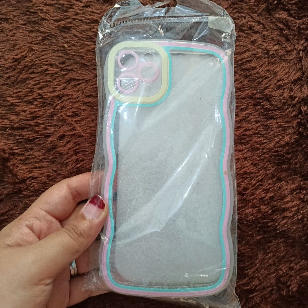 Case hp, Barang Yang Dicari di Carousell