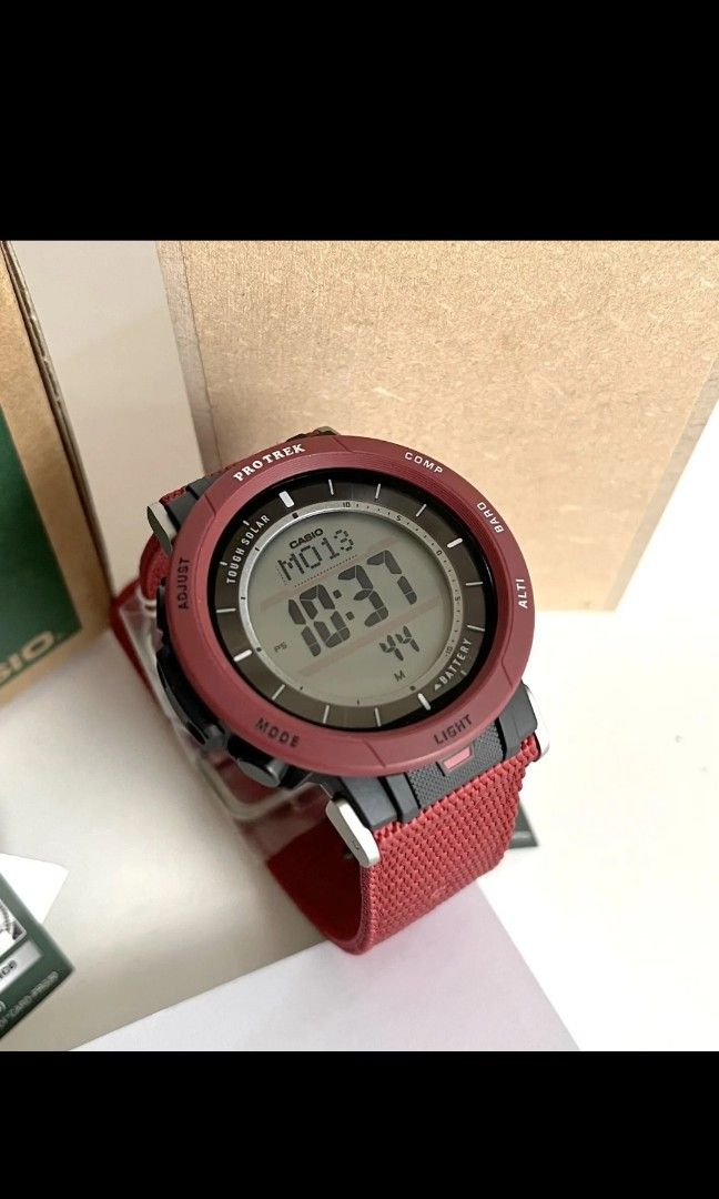 Casio Pro-Trek * PRG30B-4 Outdoor Gear Triple Sensor V3 Solar Red ...