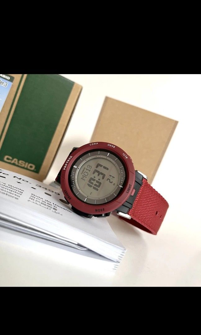 Casio Pro-Trek * PRG30B-4 Outdoor Gear Triple Sensor V3 Solar Red ...