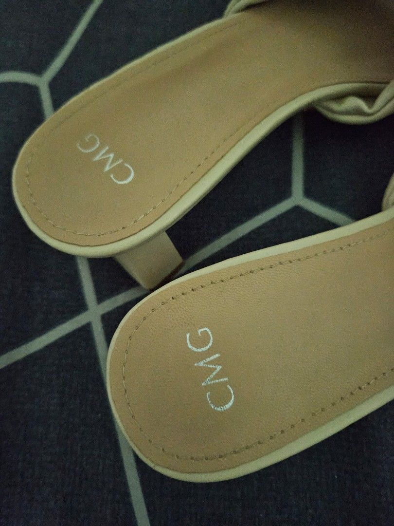 CMG Claudia Heel Slides, Women's Fashion, Footwear, Flats & Sandals on ...