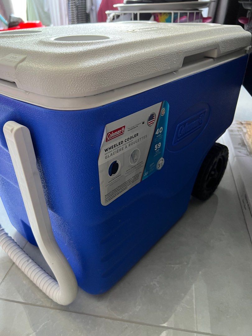 Coleman wheeled cooler box, Sports Equipment, Other Sports Equipment ...