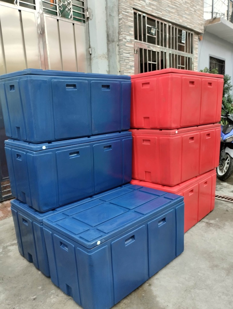 Cooler box, Furniture & Home Living, Home Improvement & Organization ...