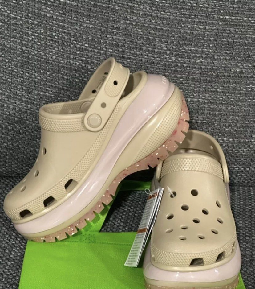Crocs Mega Crush Clog Wedge, Women's Fashion, Footwear, Wedges on Carousell
