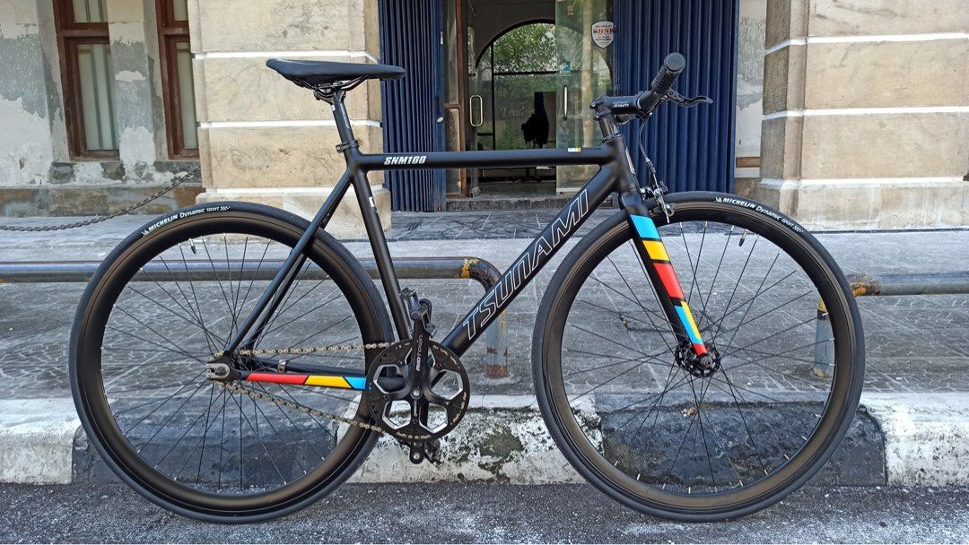 Fixie Tsunami snm100 size M, Olah Raga, Sepeda di Carousell