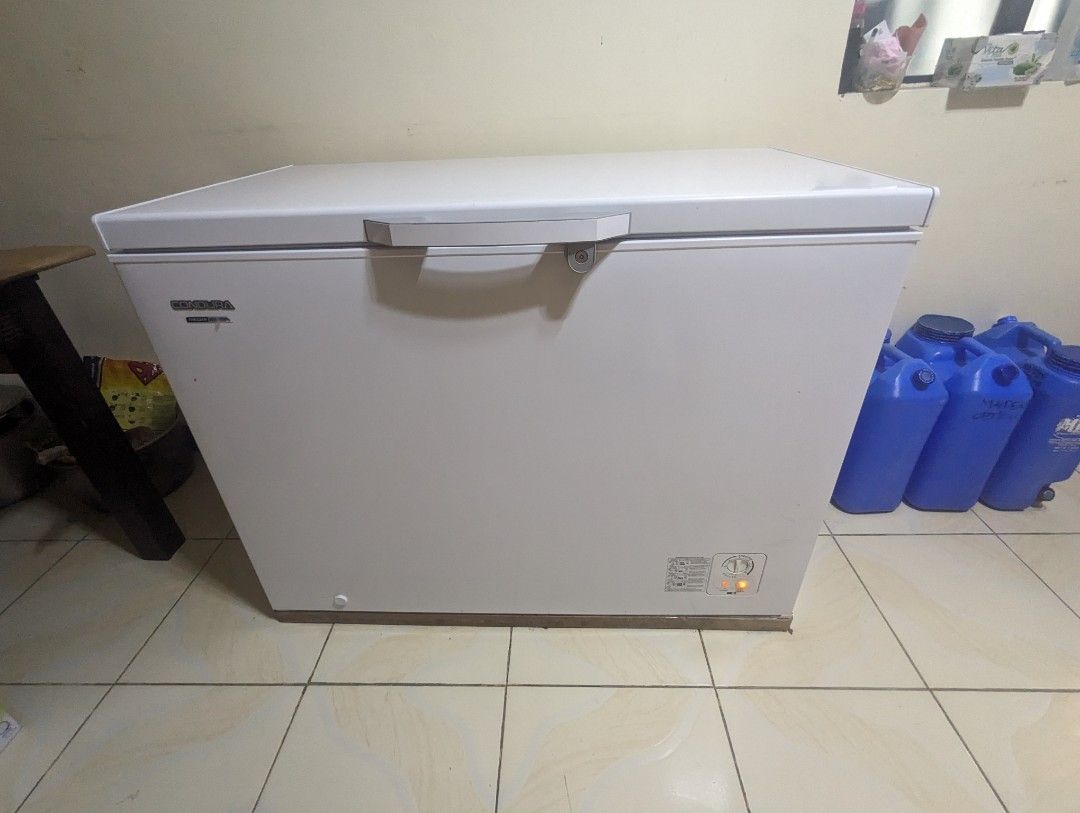 Freezer inverter Condura 10 cubic, TV & Home Appliances, Kitchen ...