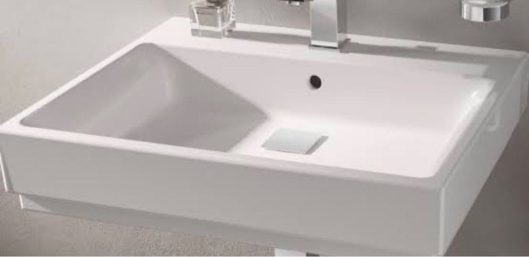 grohe sink second hand 2 years, Furniture & Home Living, Bathroom ...