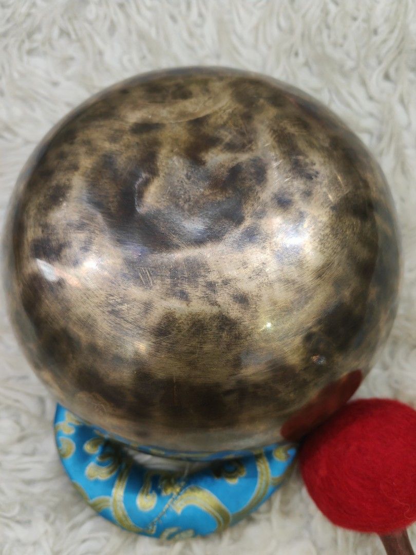 Handmade Full Moon Singing Bowl (Direct from Nepal), Hobbies & Toys ...