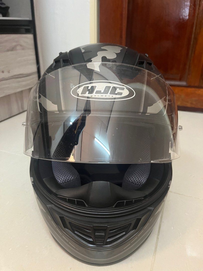 HJC CS-15 Fullface Helmet, Motorbikes on Carousell