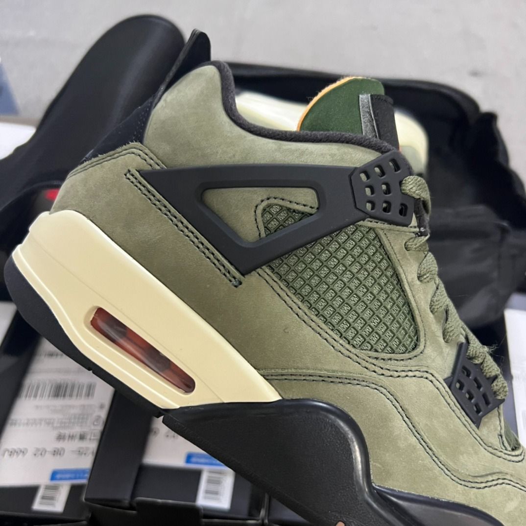 J4 Retro "Undefeated", Men's Fashion, Footwear, Sneakers on Carousell