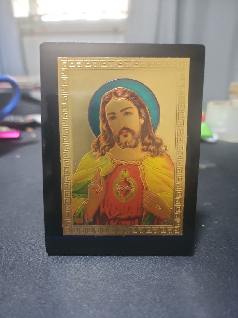 Jesus Christ Gold Pic, Hobbies & Toys, Memorabilia & Collectibles ...