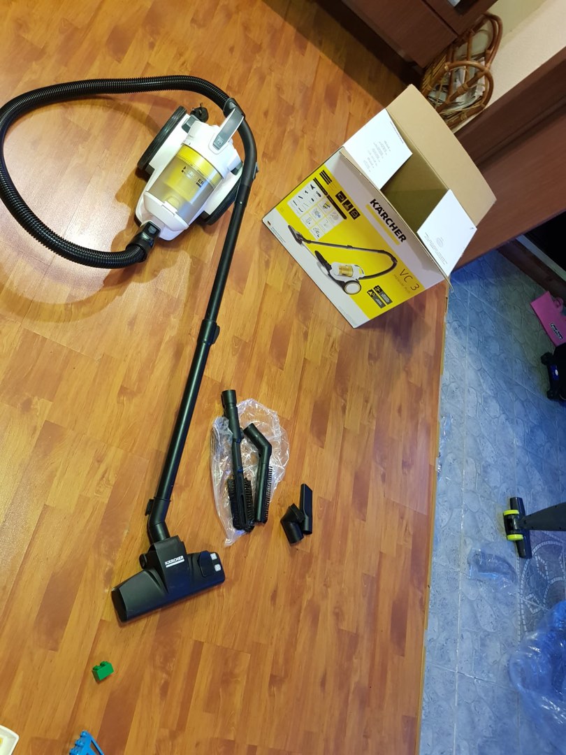 Karcher v3, TV & Home Appliances, Vacuum Cleaner & Housekeeping on ...