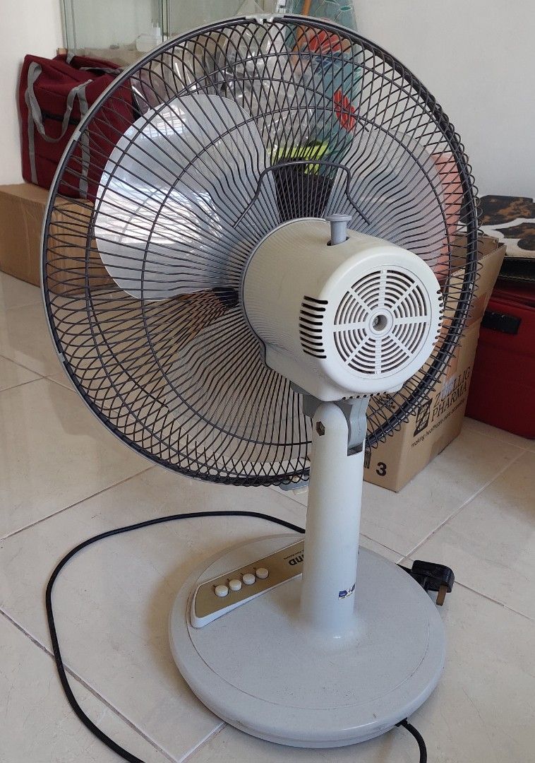 Khind kipas meja table fan 40cm TF168, Furniture & Home Living ...