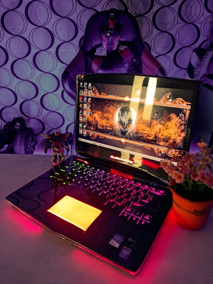 Laptop Gaming Alienware 14 Core i7 Ram 16gb SSD+HDD Dual VGA Siap Pakai ...