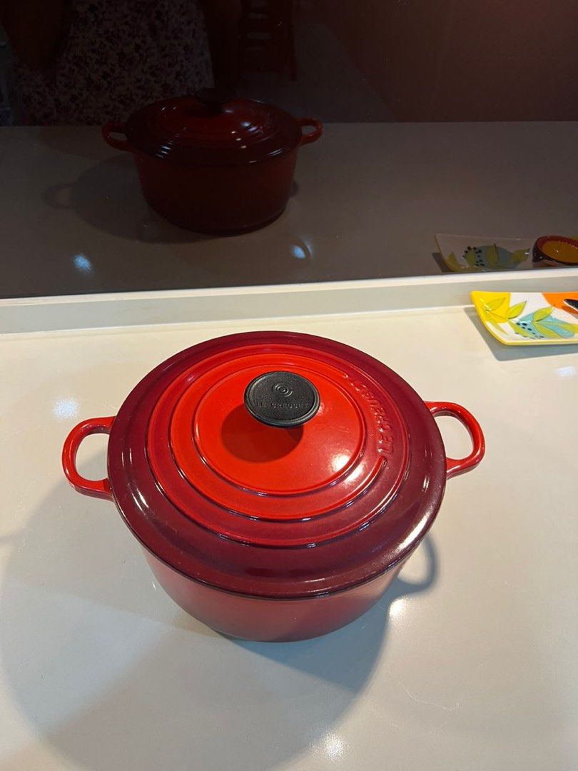 Le Creset (24 cm Pot), Furniture & Home Living, Kitchenware & Tableware ...