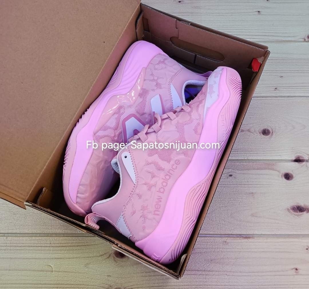 New Balance Two Wxy Pink, Men's Fashion, Footwear, Sneakers on Carousell