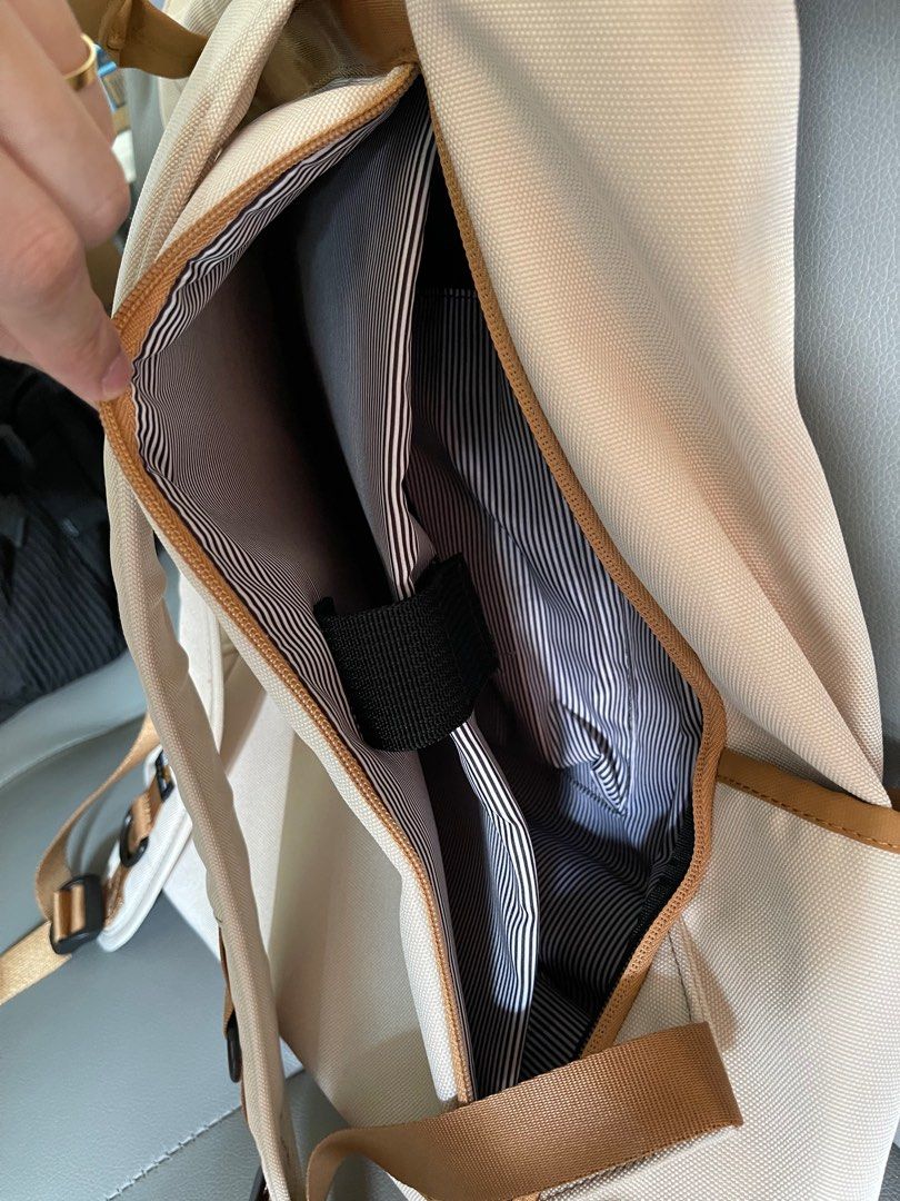 NinetyGo 90 Vitality Backpack Bag, Women's Fashion, Bags & Wallets ...