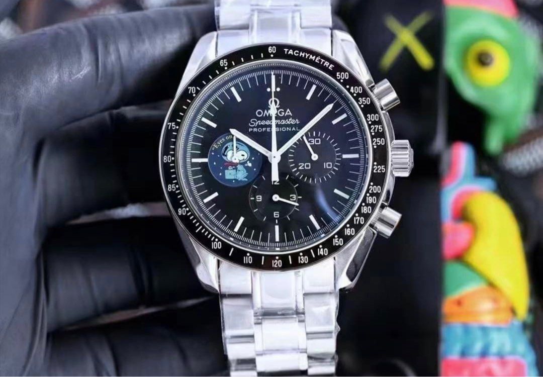 Omega Seamasters 50th Anniversary Snoopy White Dial, Men's Fashion ...