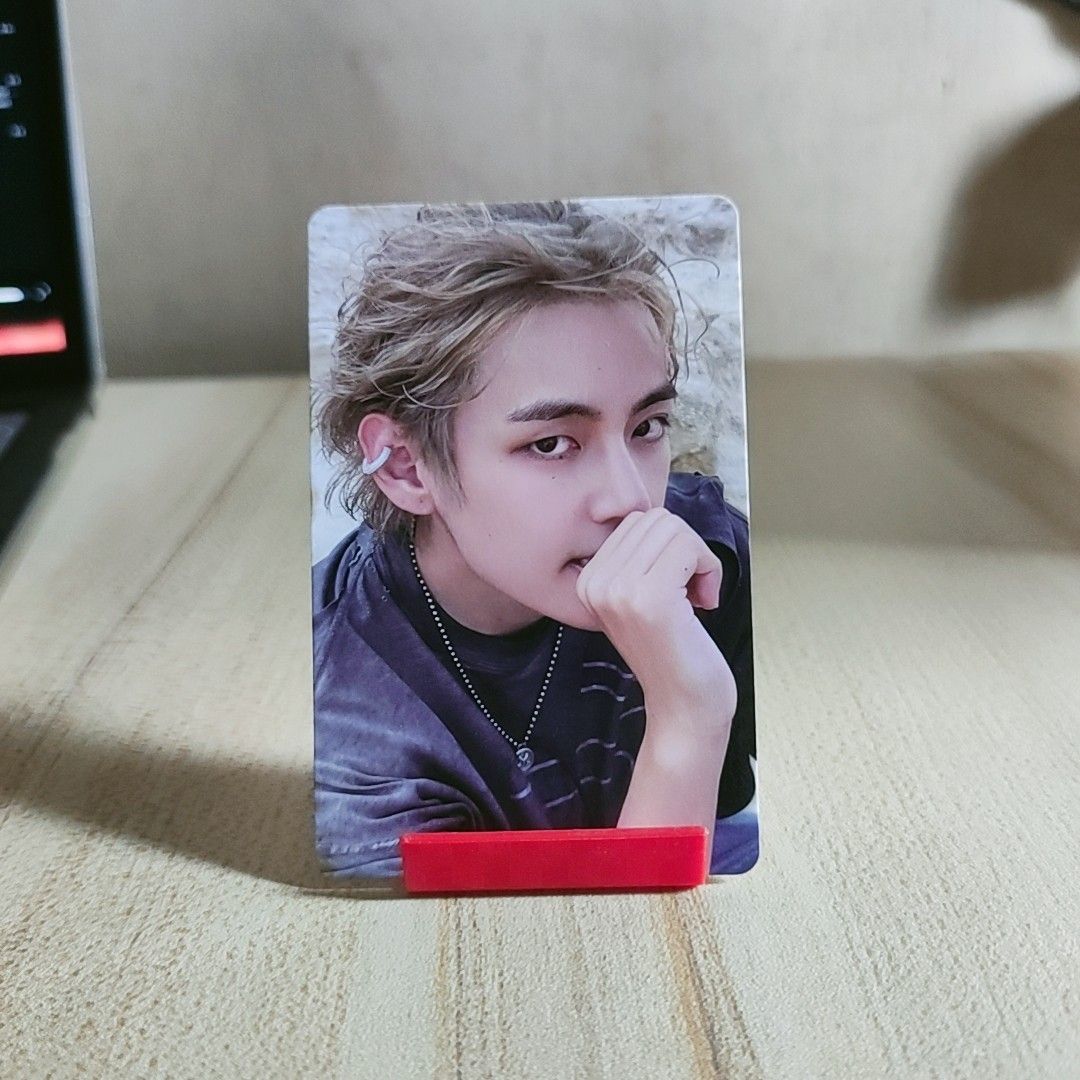 [ONHAND/OFFICIAL] BTS V Layover Weverse Photocards, Hobbies & Toys ...