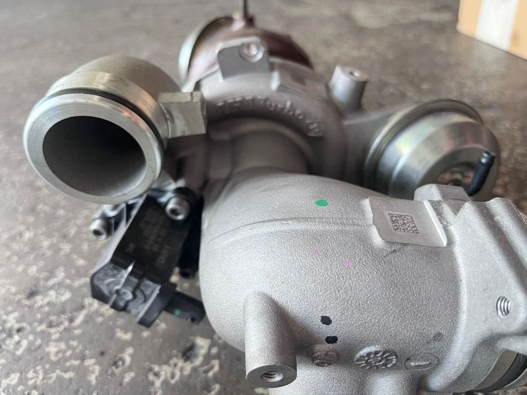 (Original) Mercedes-Benz m276 turbo Right side a2760901480, Car ...