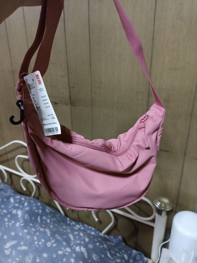 Original Uniqlo Dumpling Bag, Women's Fashion, Bags & Wallets, Cross ...
