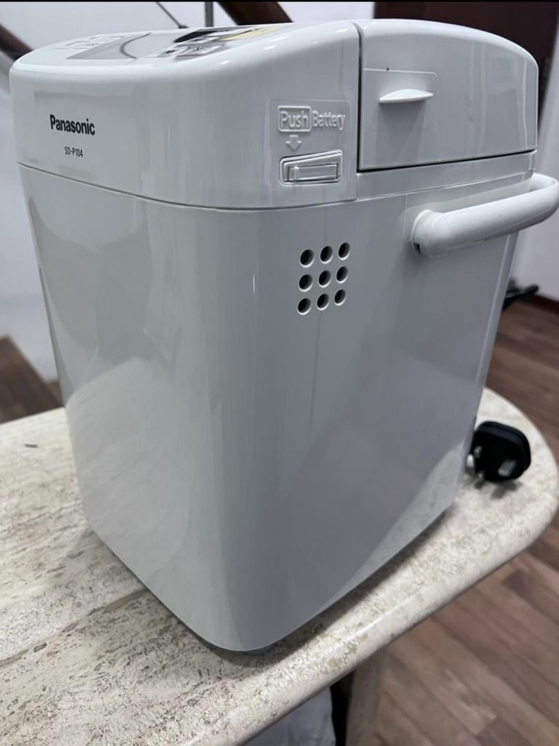 PANASONIC Automatic Bread Maker Model : SD-P104, TV & Home Appliances, Kitchen Appliances ...