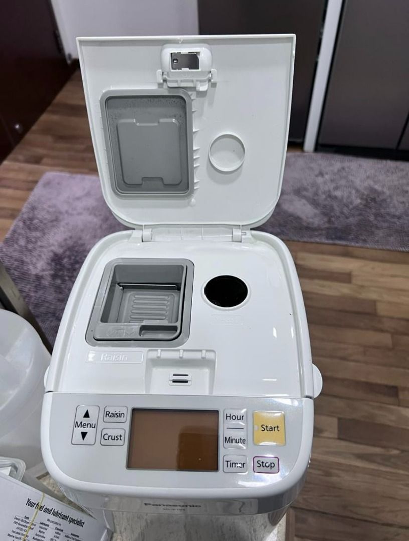 PANASONIC Automatic Bread Maker Model : SD-P104, TV & Home Appliances, Kitchen Appliances ...