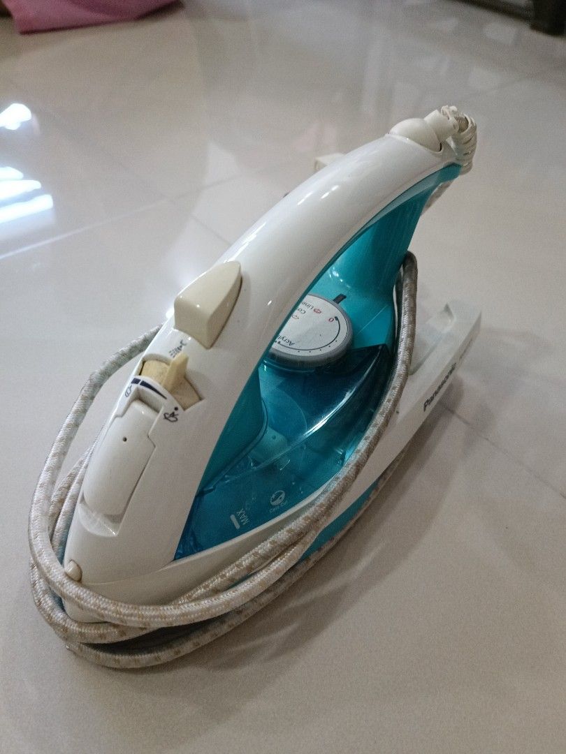 Panasonic iron, TV & Home Appliances, Irons & Steamers on Carousell