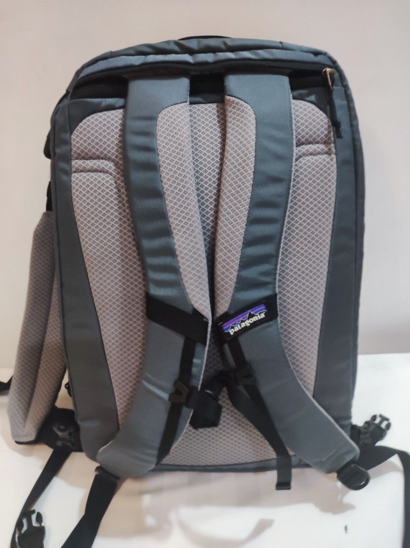Patagonia Tres Pack 25L, Men's Fashion, Bags, Backpacks on Carousell
