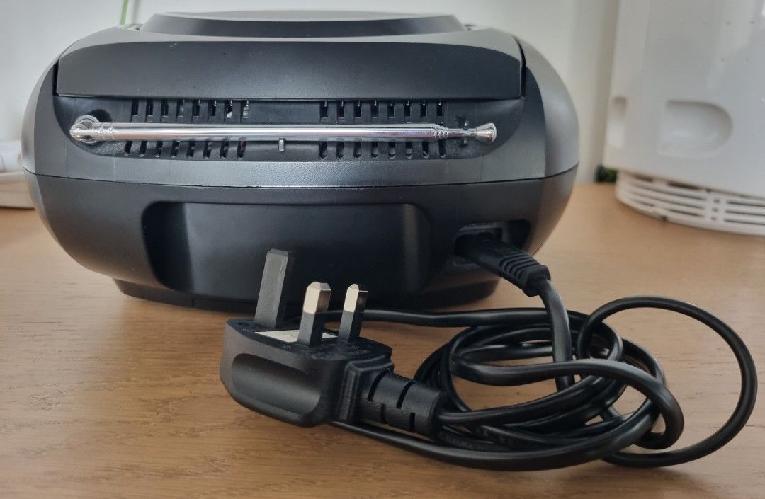 Philips Sound Machine - Radio & USB only, TV & Home Appliances, TV ...