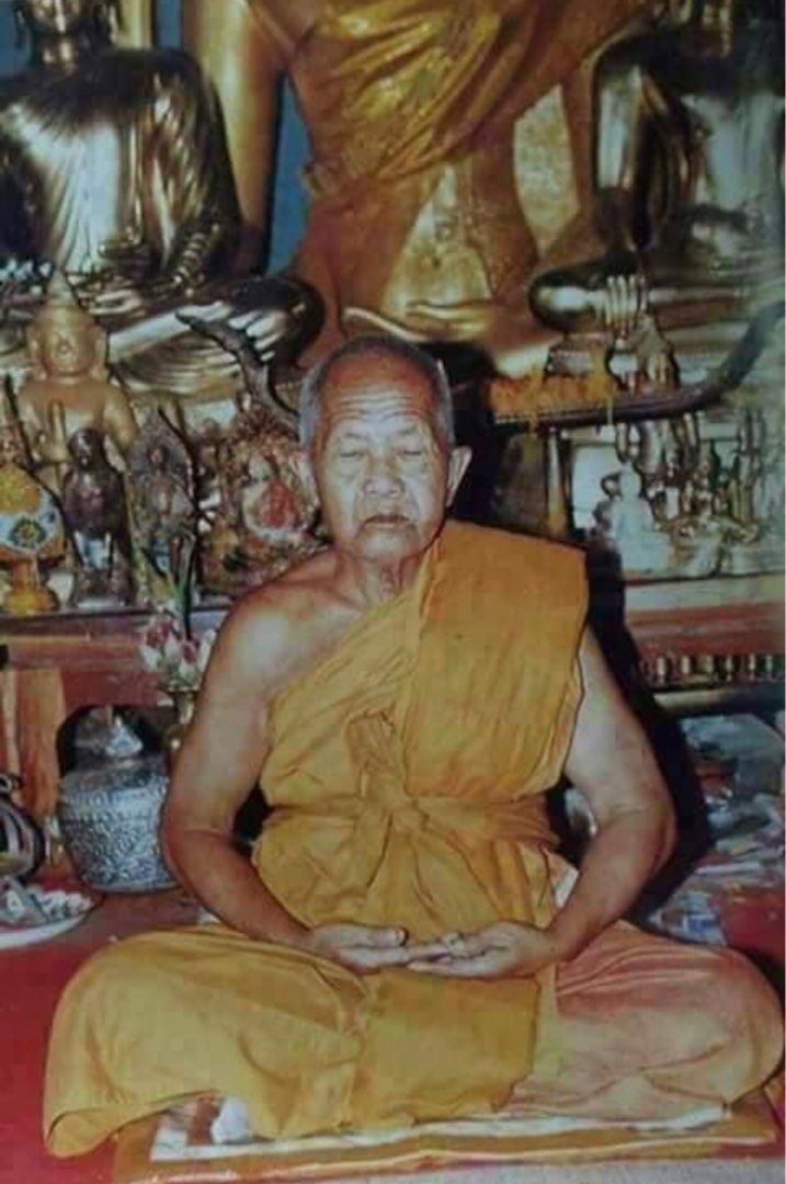 Phra Khun Paen (Roon Ruay Ngern Ruay Thong ) made by Lp Rith Wat ...