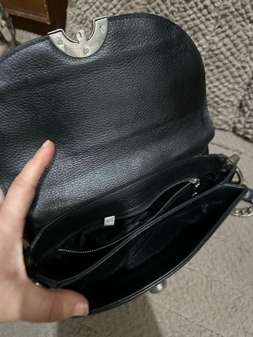 PRADA MADE IN ITALY FULL KULIT ASLI, Fesyen Wanita, Tas & Dompet di ...