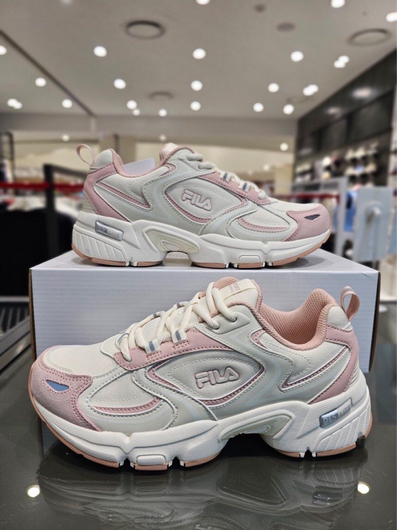 (Pre-order) 韓國FILA 最新款 RANGER LIGHT V2 粉紅色 紫色運動鞋, 女裝, 鞋, 波鞋 - Carousell