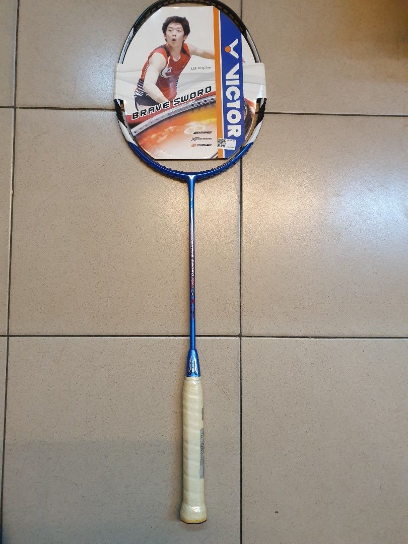 Racket Victor Brave Sword 12 (blue ), Sports Equipment, Sports & Games ...