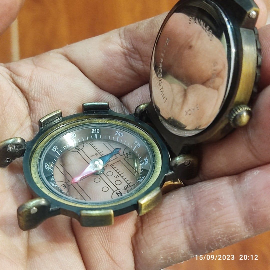 Safari Navy Seals Quartz with Compass, Men's Fashion, Watches ...