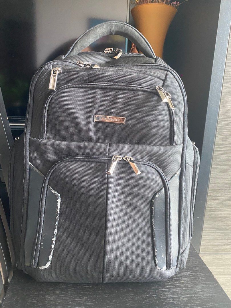 Samsonite Bag for Men with multiple compartments and organisers, Men's ...