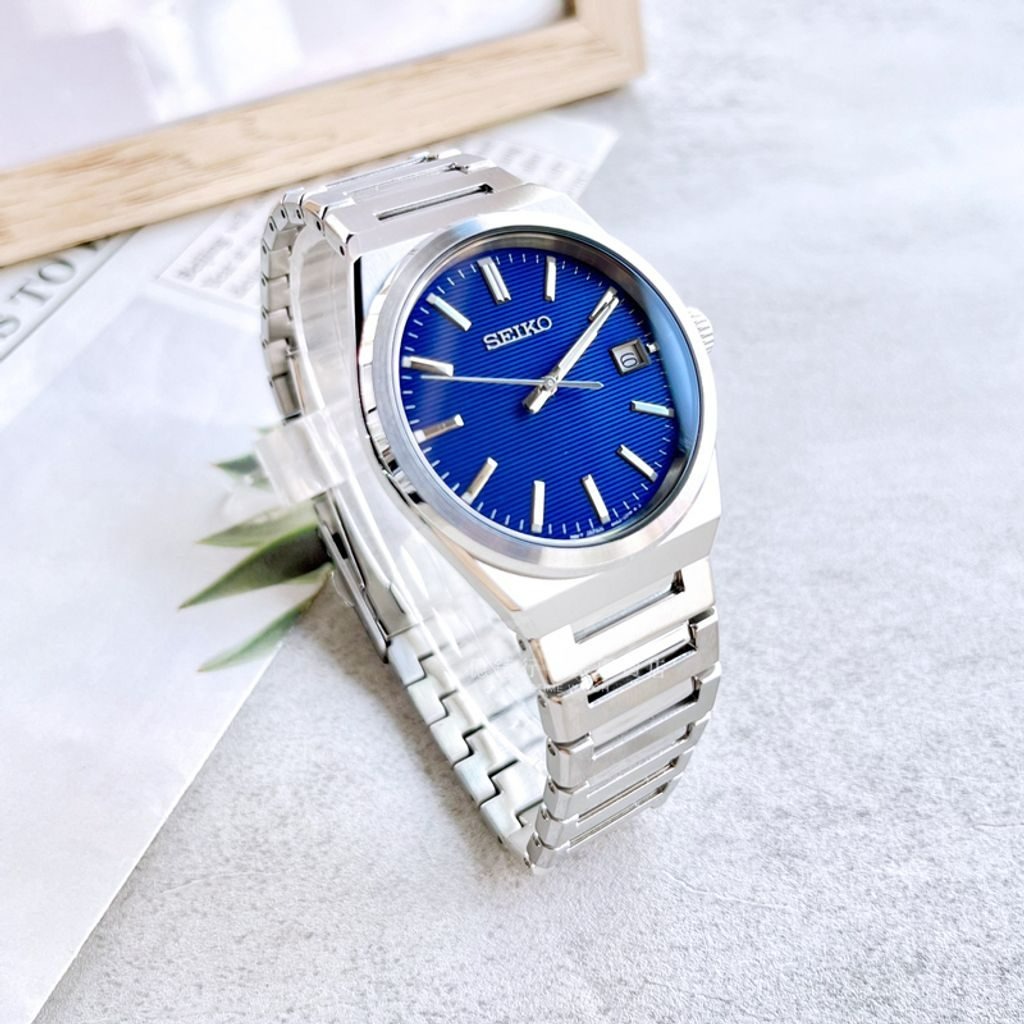 Seiko Classic SUR555P1 Blue Dial Date Quartz Stainless Steel Analog Men ...