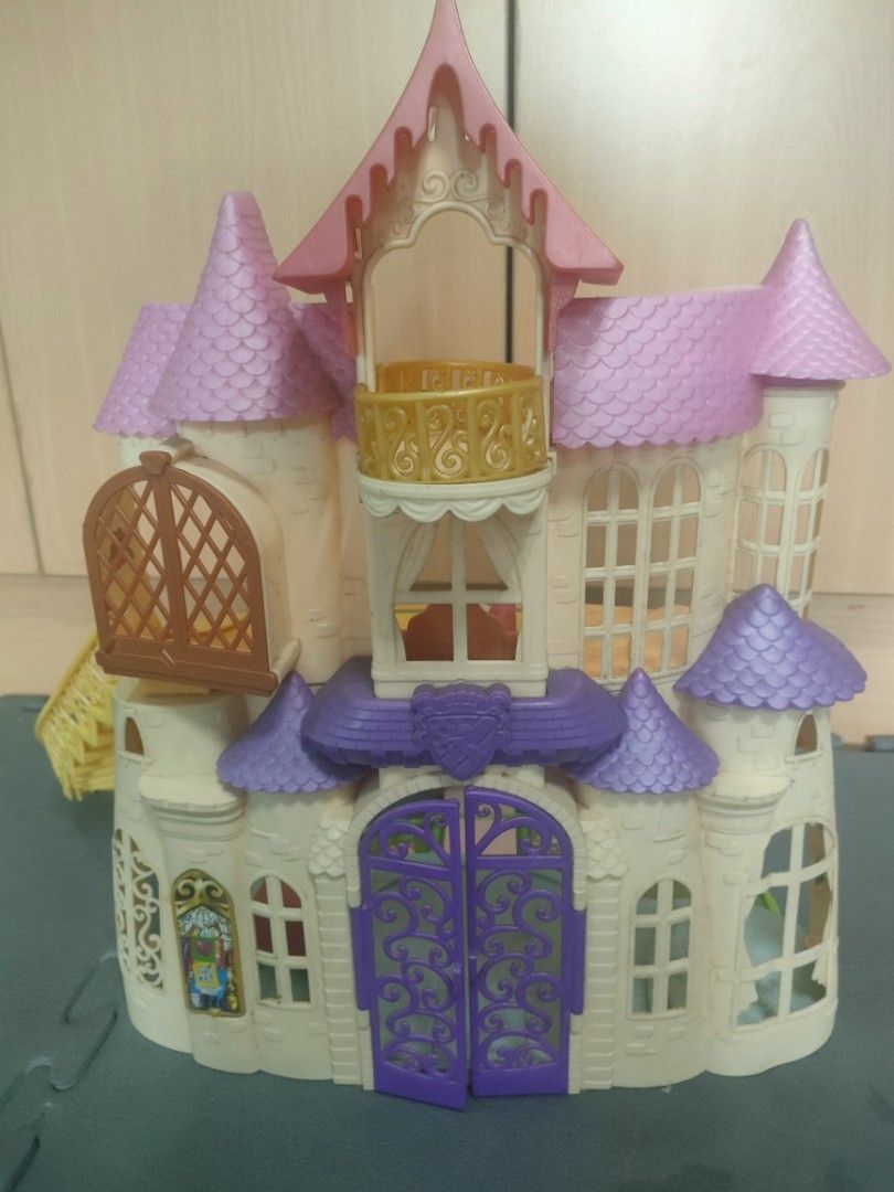 Sofia the First Castle, Hobbies & Toys, Toys & Games on Carousell