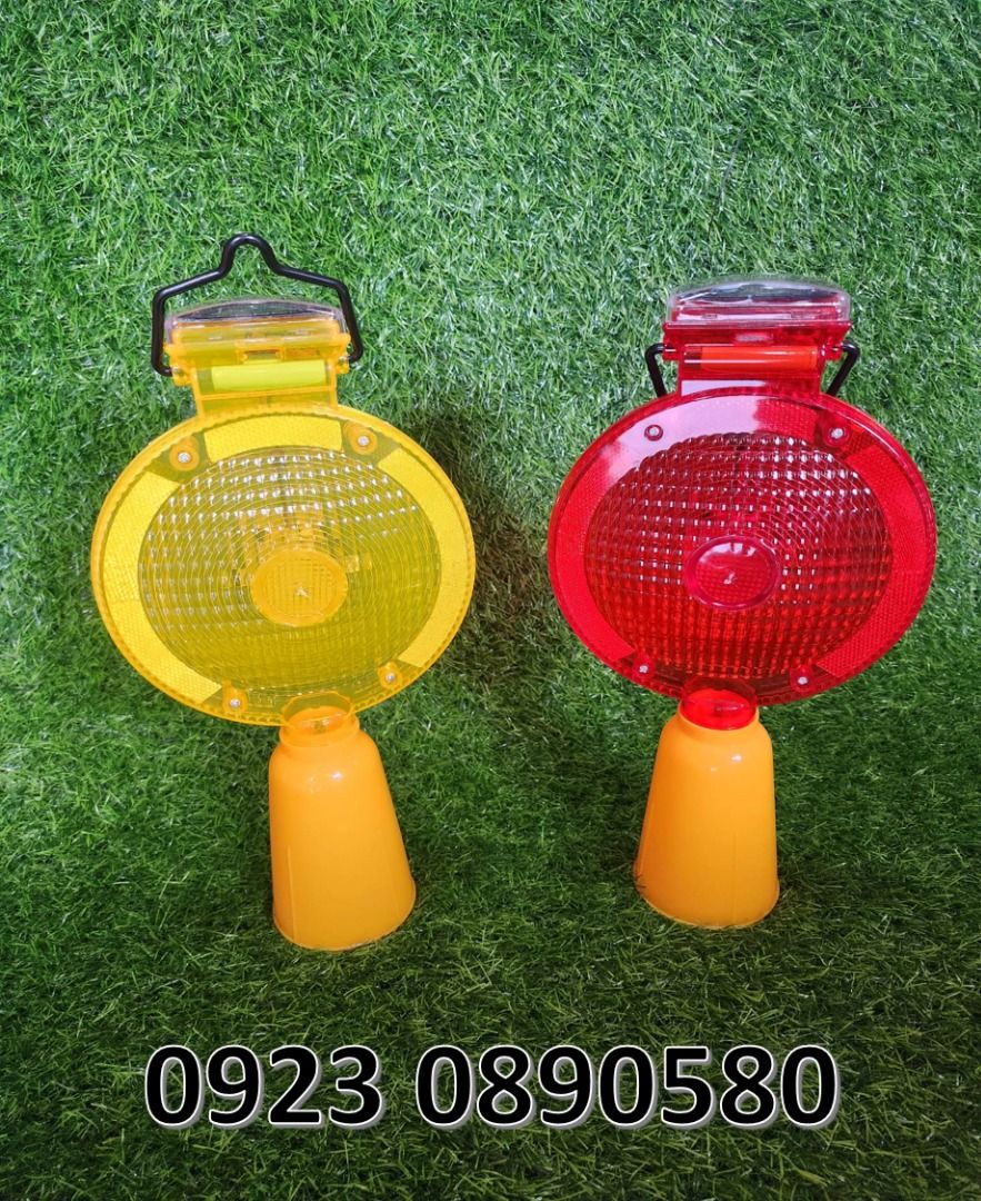 Solar Blinker Light, Commercial & Industrial, Industrial Equipment on ...