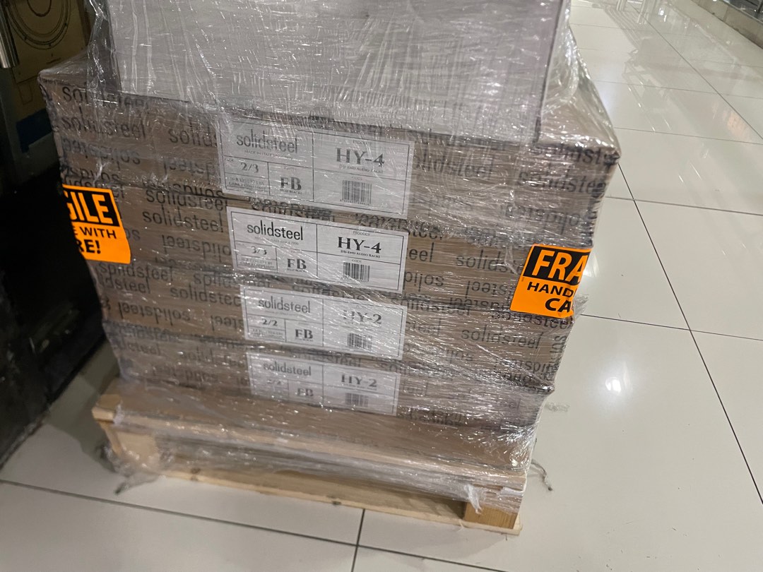 Solid steel hy4 HiFi rack made in Italy, Audio, Soundbars, Speakers ...