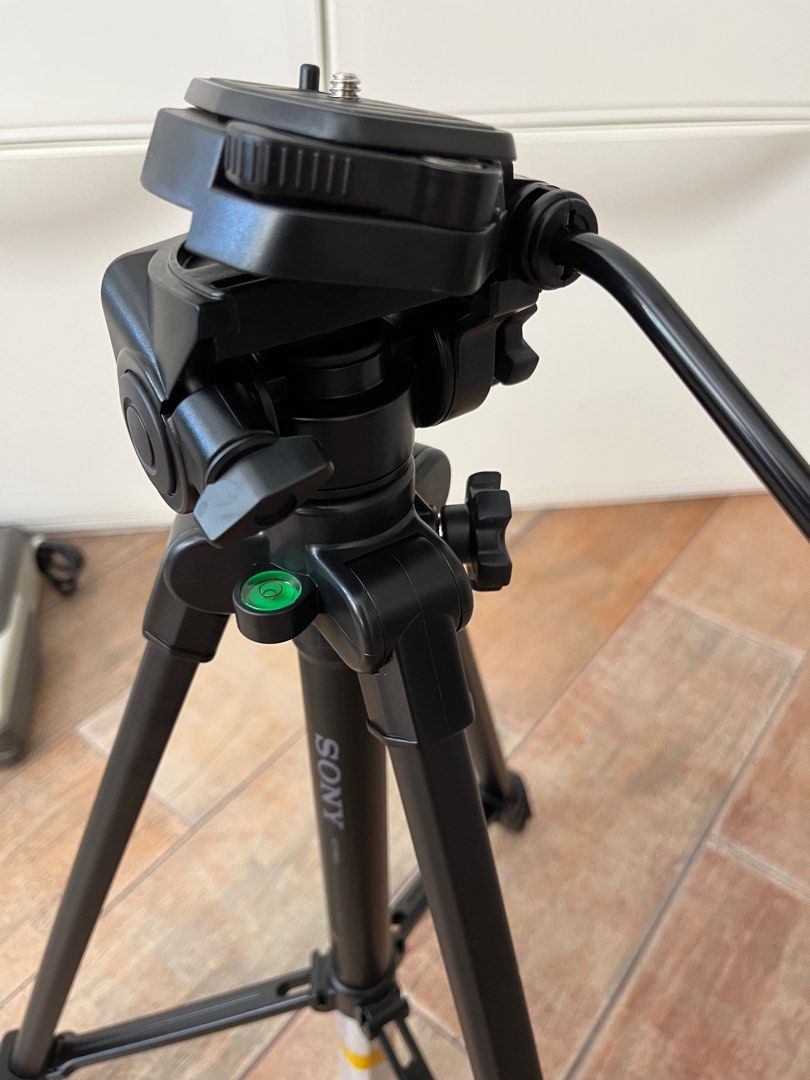 Sony Tripod Stand VCT-R640, Photography, Photography Accessories ...