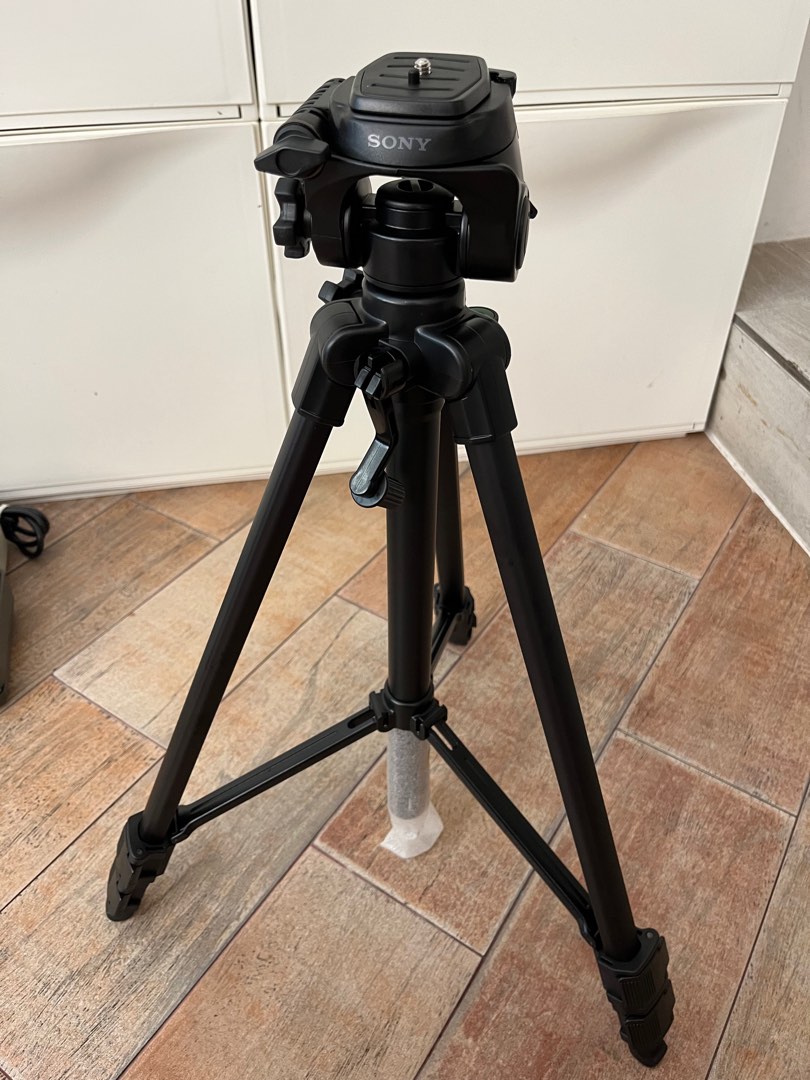 Sony Tripod Stand VCT-R640, Photography, Photography Accessories ...