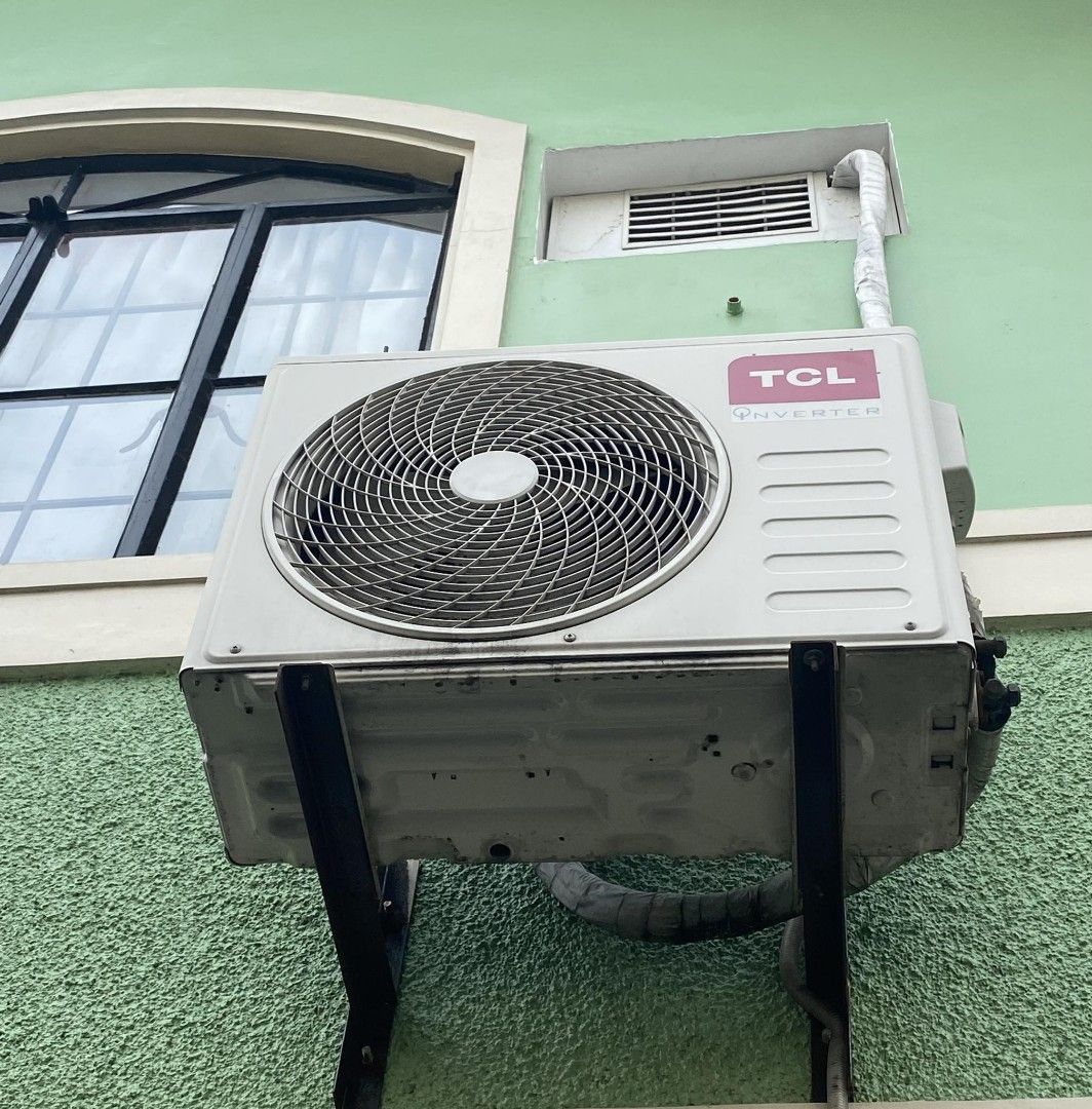 Split type Aircon (Inverter), TV & Home Appliances, Air Conditioning ...