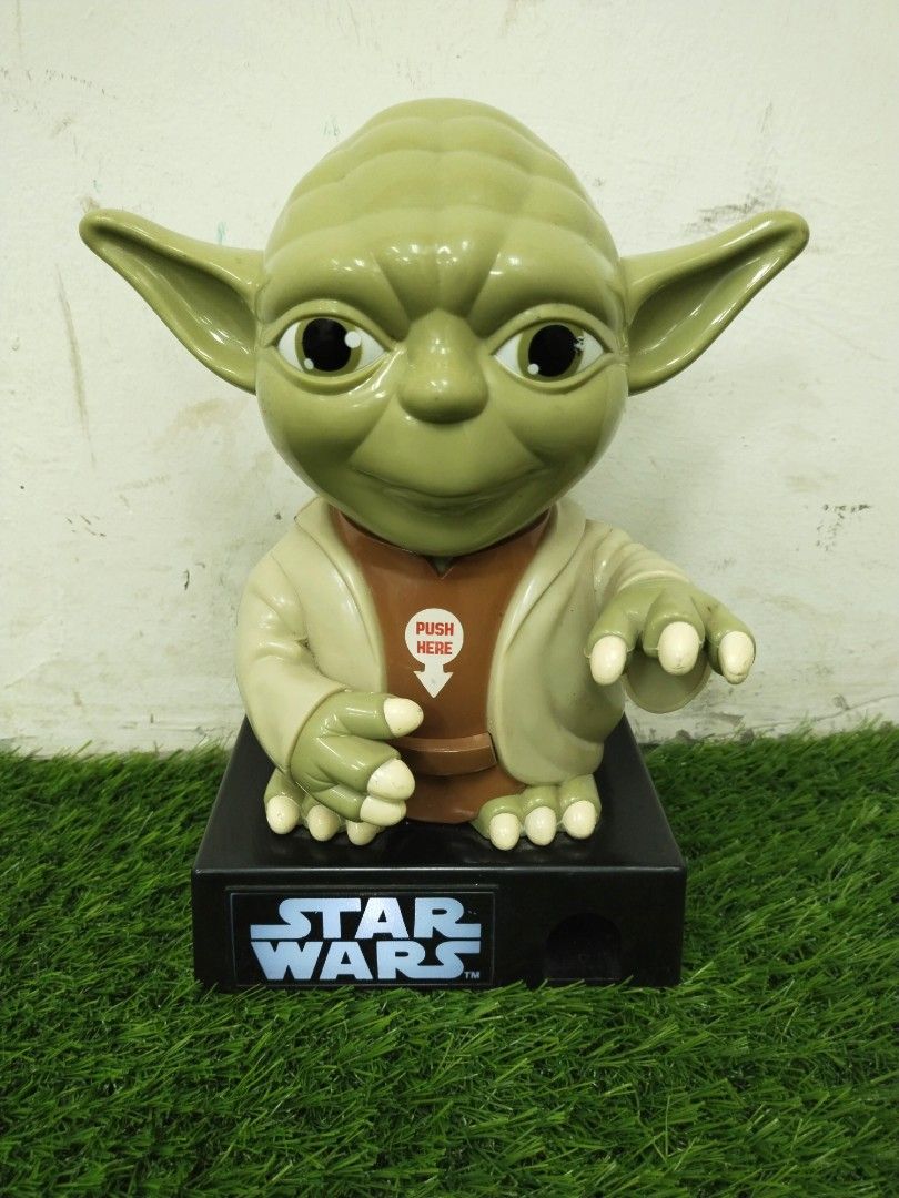 Star Wars Yoda Talking Candy Dispenser, Hobbies & Toys, Toys & Games on ...