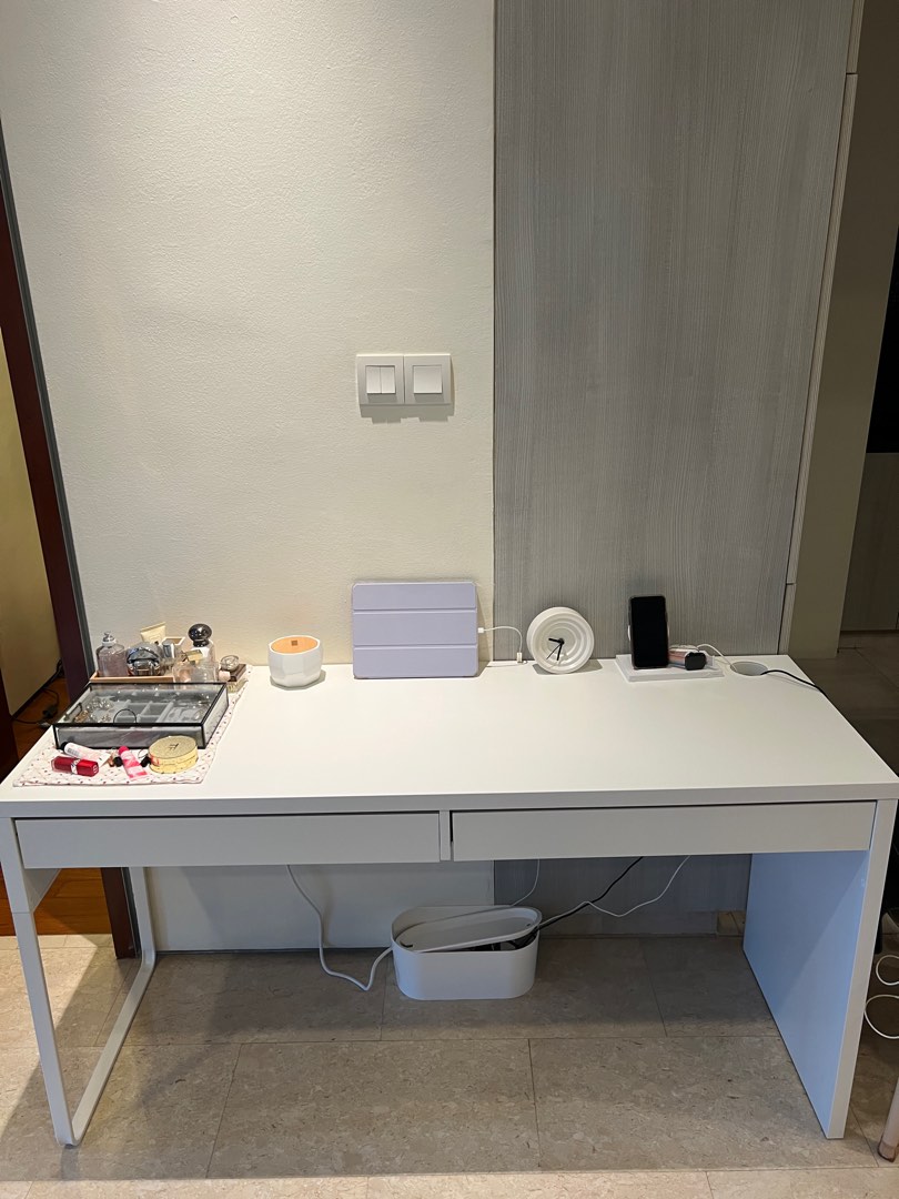 Study Table, Furniture & Home Living, Furniture, Tables & Sets on Carousell