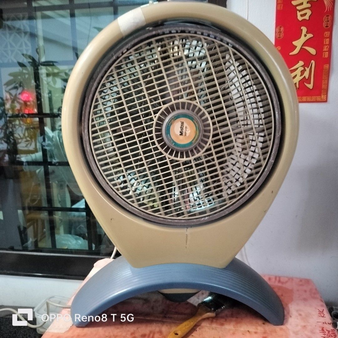 Mistral Electric box Fan, Furniture & Home Living, Lighting & Fans ...