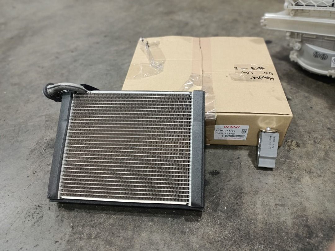 Toyota Sienta Cooling Coil & Valve Replacement, Car Accessories, Car ...