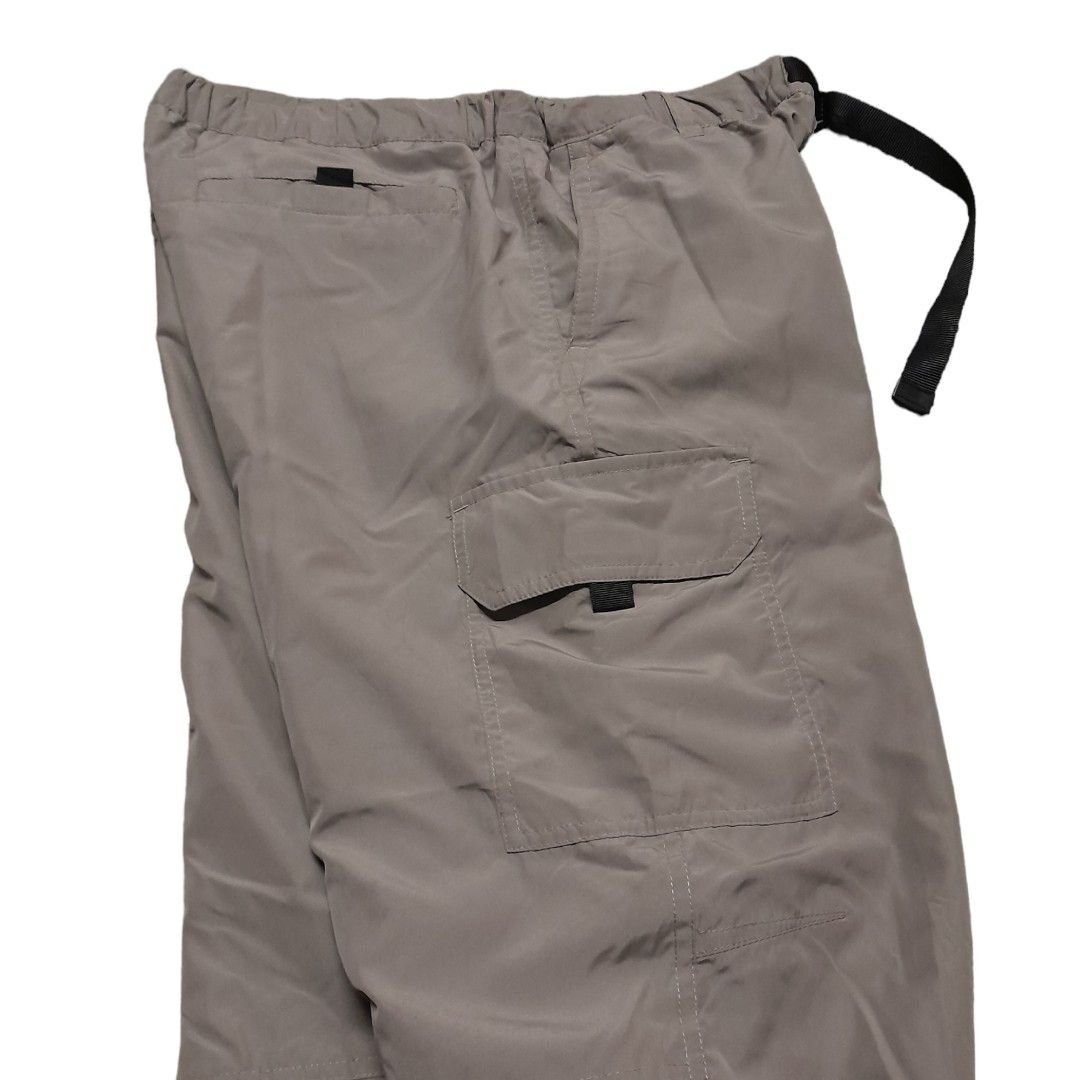 Uniqlo Heat Tech Parachute Pants, Men's Fashion, Coats, Jackets and ...