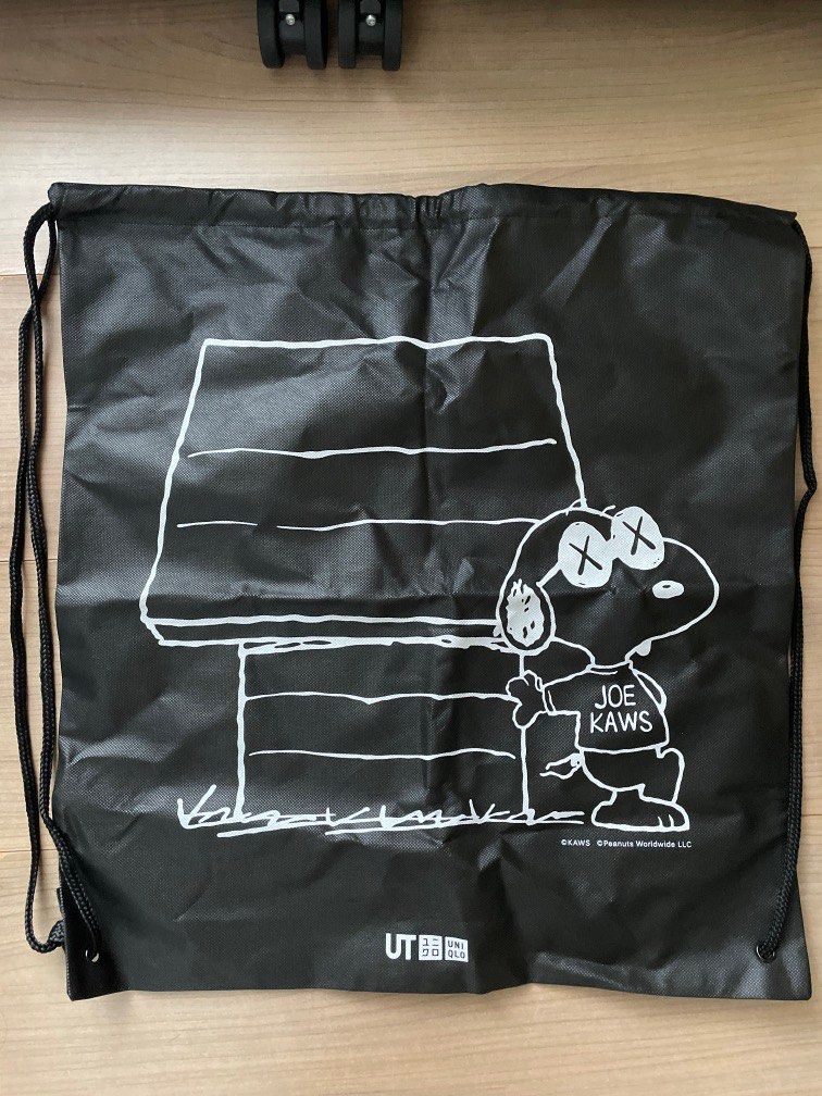 Uniqlo Kaws Snoppy Draw Sling Bag, Men's Fashion, Bags, Backpacks on ...